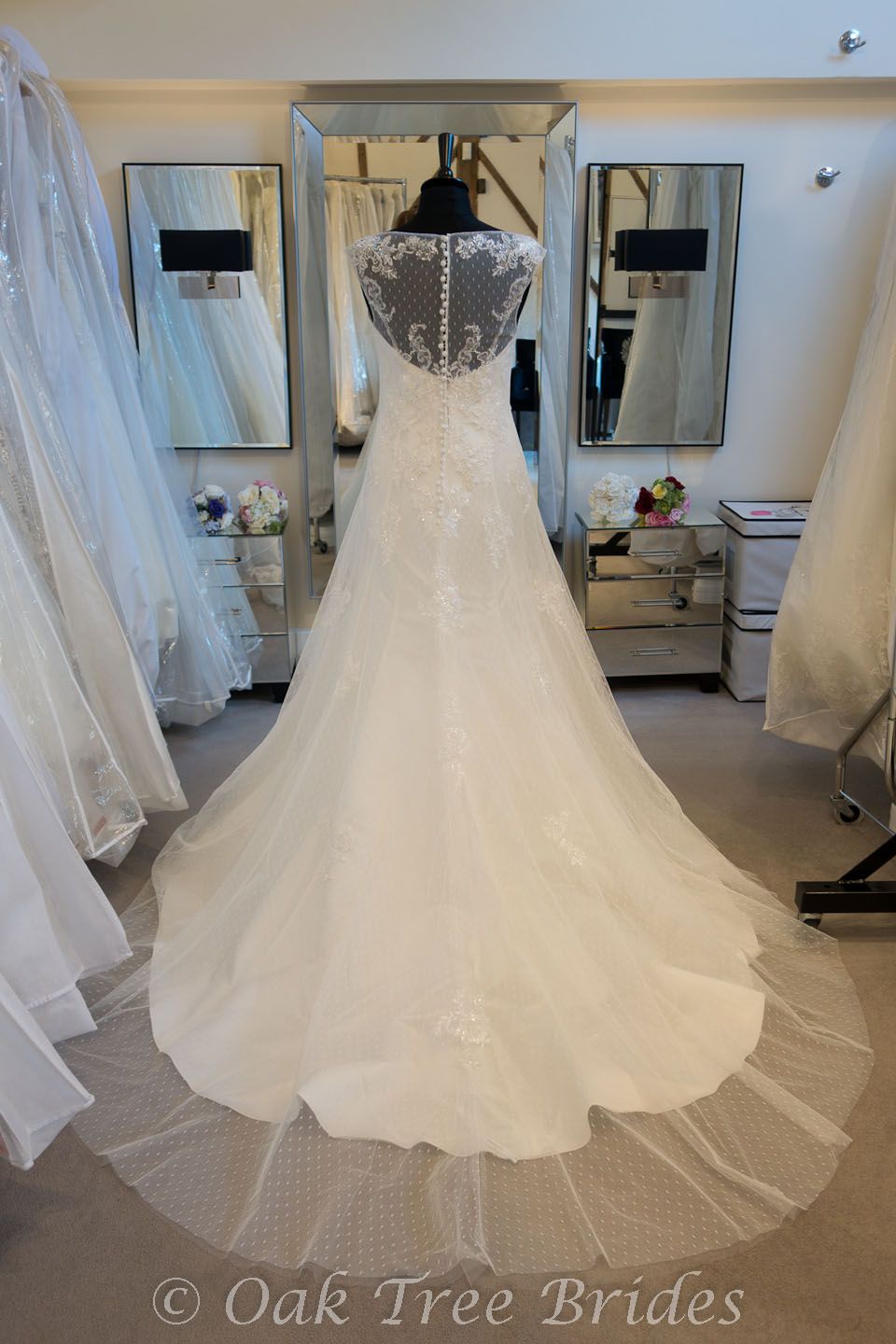 Weddings Dresses Size 10 | Oak Tree Brides