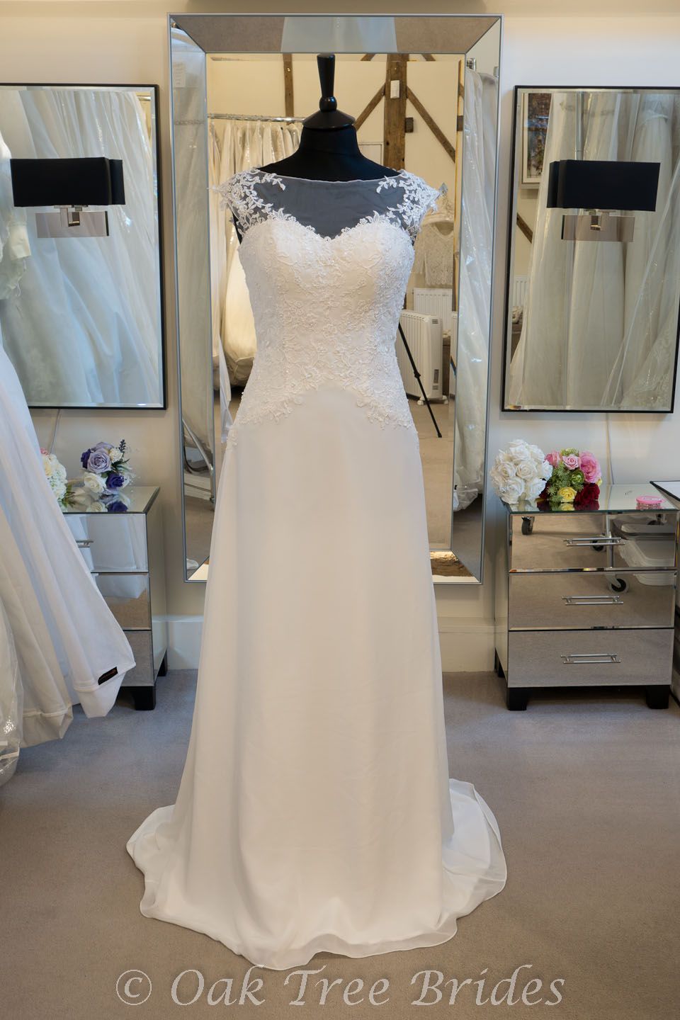 Mark Lesley 1492 Designer Wedding Dress | Oak Tree Brides