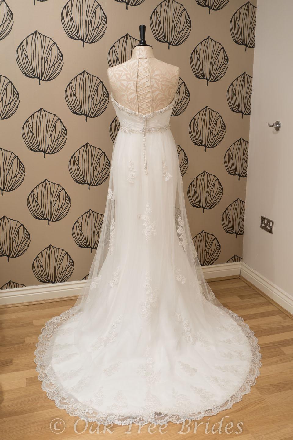 Benjamin Roberts 2421 | Oak Tree Brides