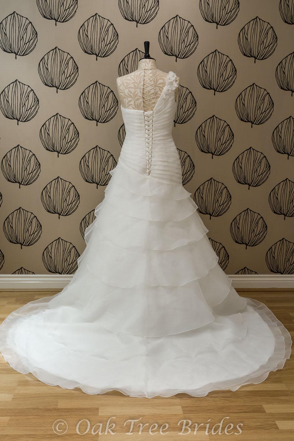 Pronovias Utica Designer Wedding Dress | Oak Tree Brides